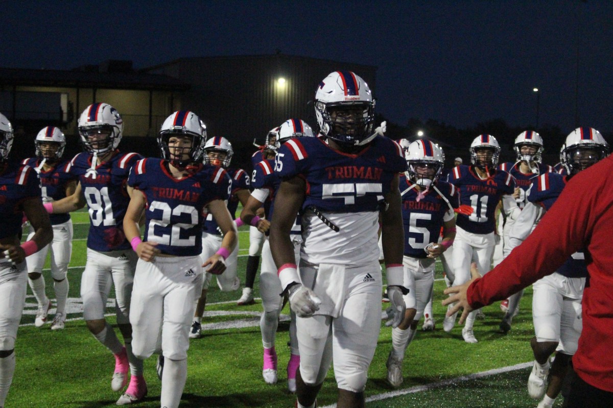 Photo Gallery of Truman football’s game against Belton – THS Media